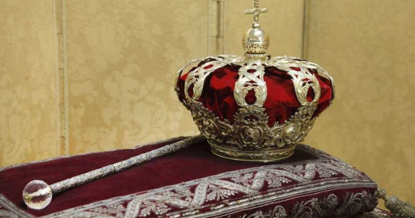 La construcción del imaginario monárquico en pleno siglo XXI ...