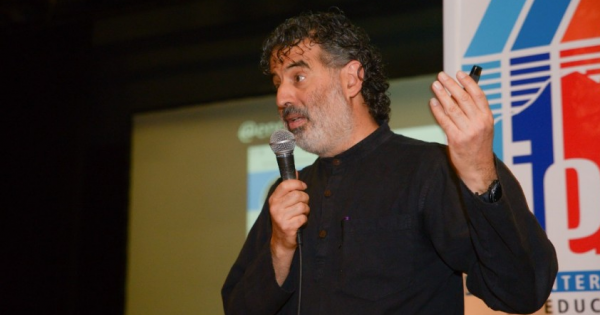 Enrique Tamés: "Tres personas conectadas a internet son más eficientes ...